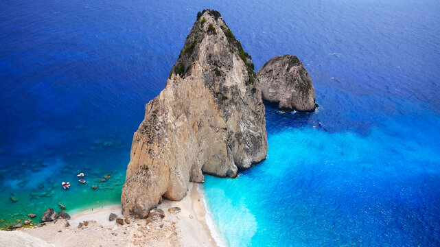 Zakynthos - 5. Turtle island + Keri caves + Myzithres beach ...